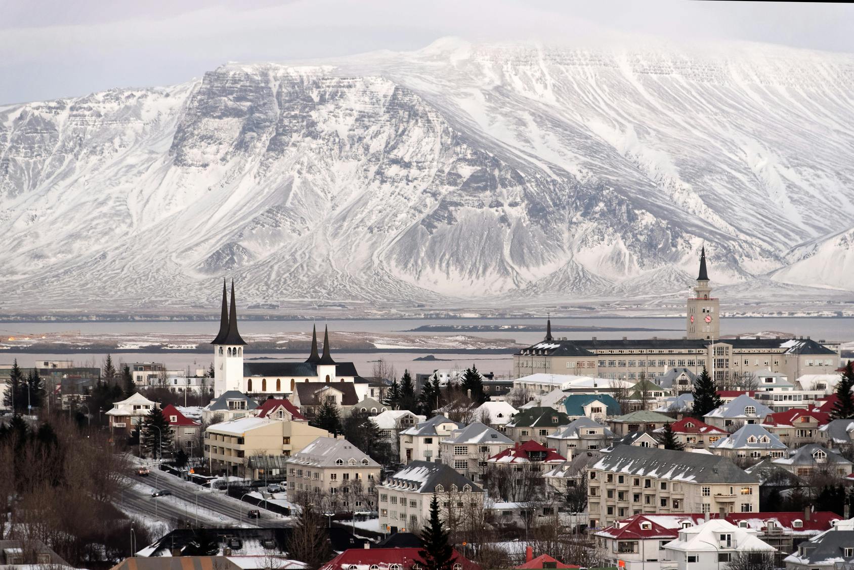 Why study a Bachelor in Iceland? | Country info 2023 | Bachelorsportal.com