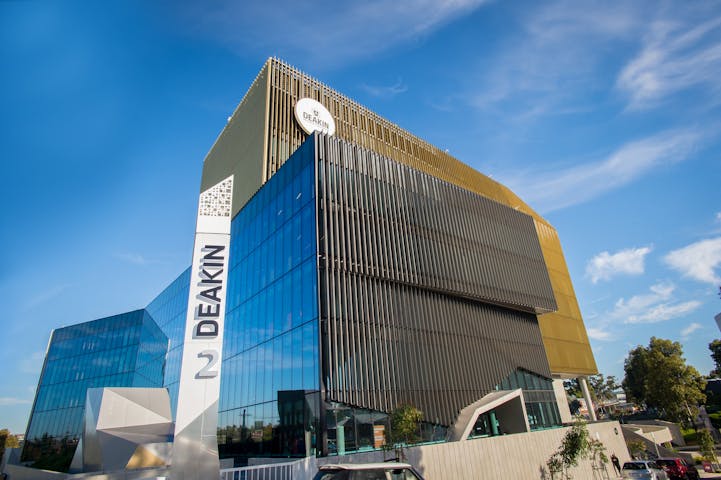 Deakin University - Rankings & Reviews - Mastersportal.com
