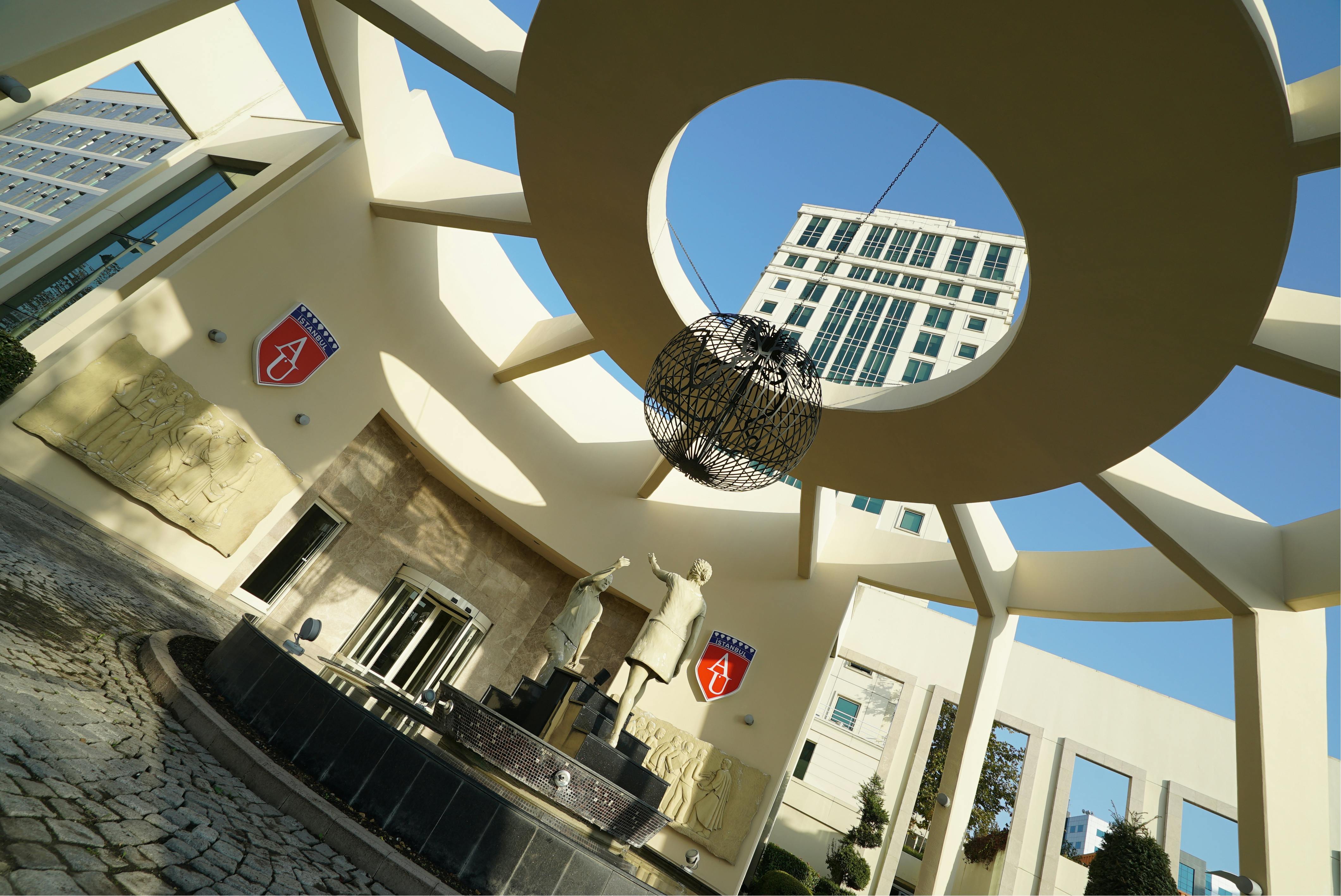 Altinbas University | University Info | 15 Bachelors in English ...