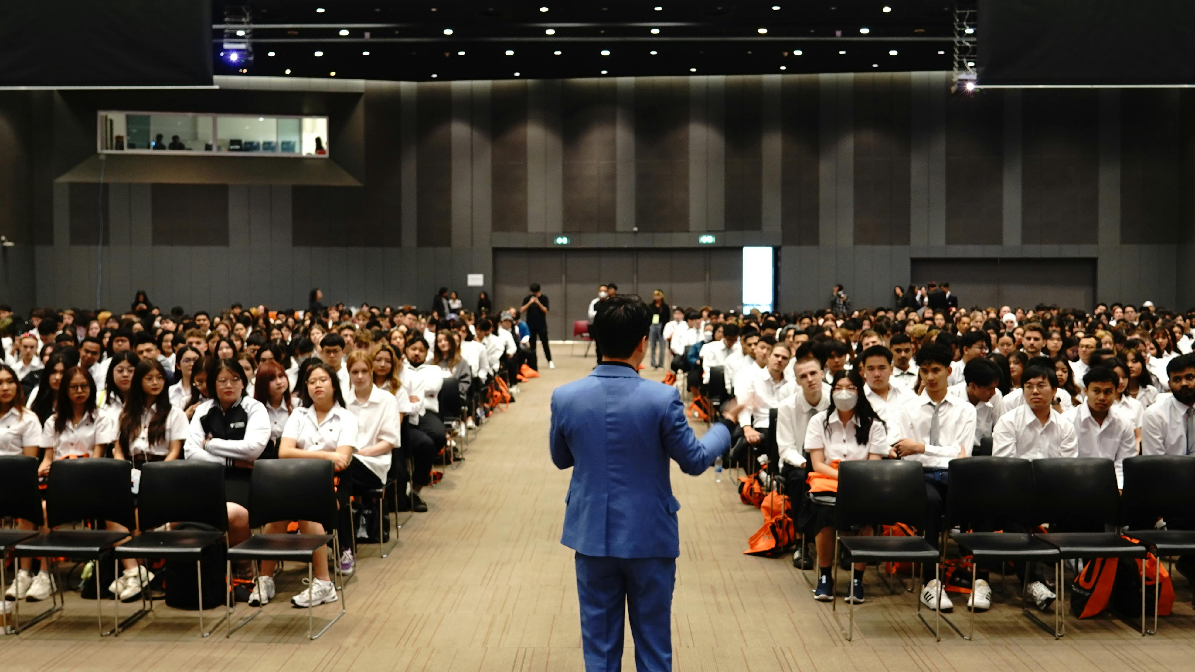 Bangkok University | 11 Bachelors